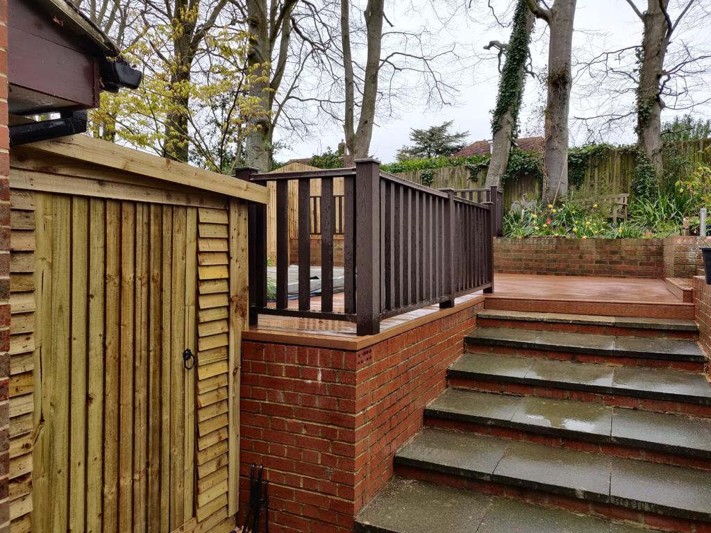 Oak Composite Balustrade Kit For Composite Decking